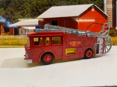 DINKY.TOYS. ERF FIRE TENDER. FIRE APPLIANCE. FIRE ENGINE. WHEELED HI ...