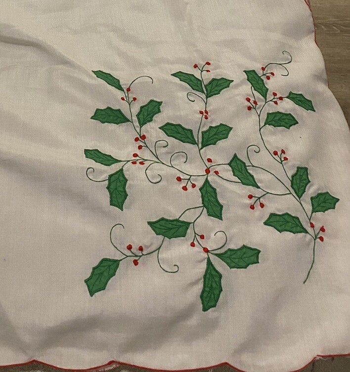 Vintage Appliquéd & Embroidered Holly Leaf Table Cloth W/ 12 Napkins | eBay