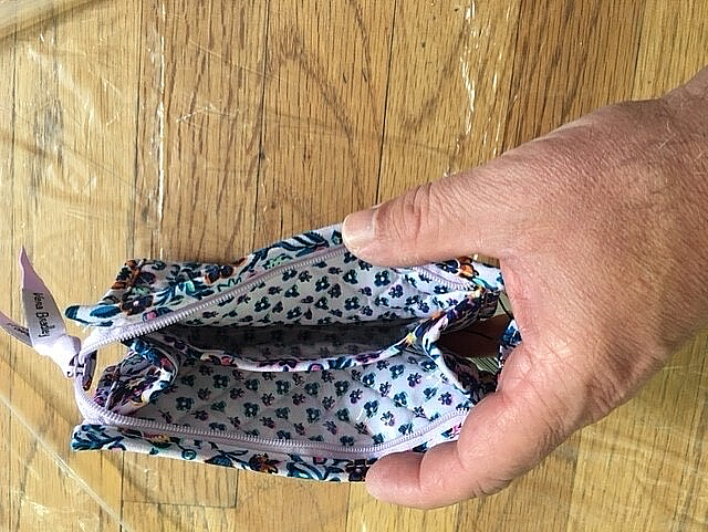 NWT Vera Bradley Mini Trapeze Cosmetic Bag Pouch in "Cloud Vine Multi ...