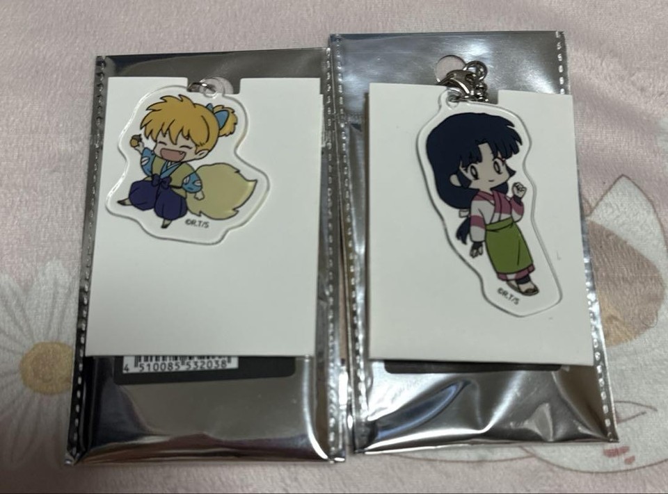 Inuyasha Acrylic Keychain Stand Can Badge Sesshomaru Kikyo Kagome | eBay