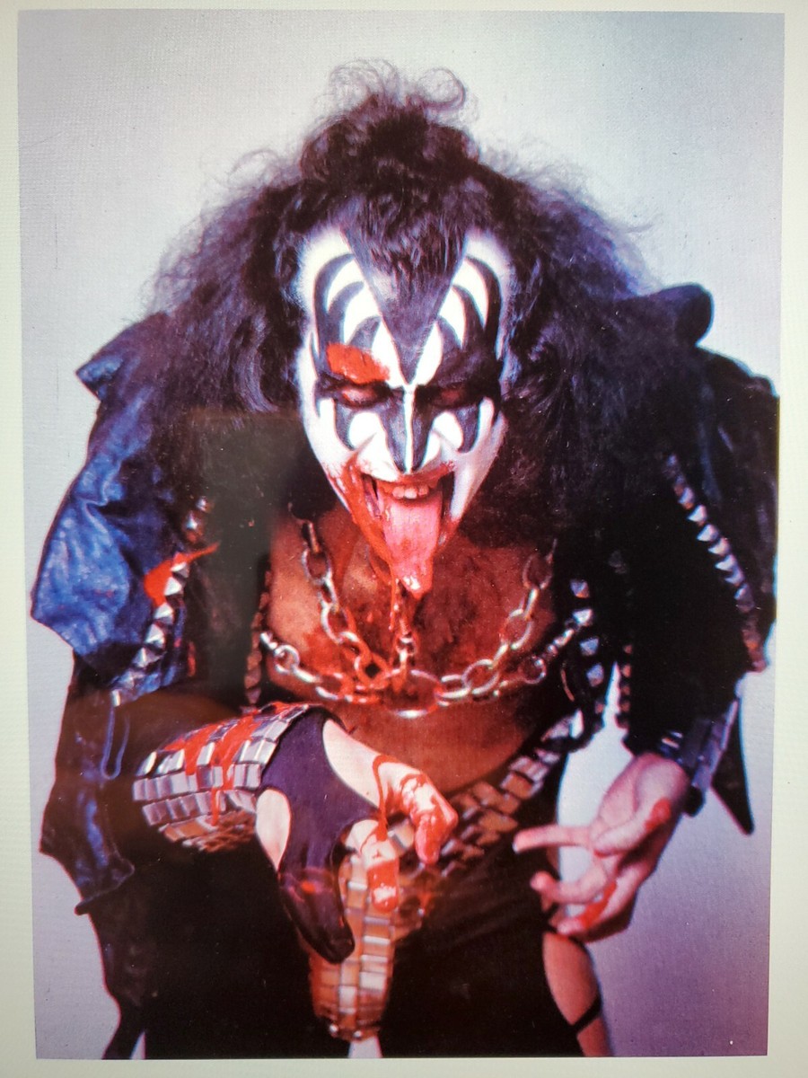 Gene Simmons Tongue Blood