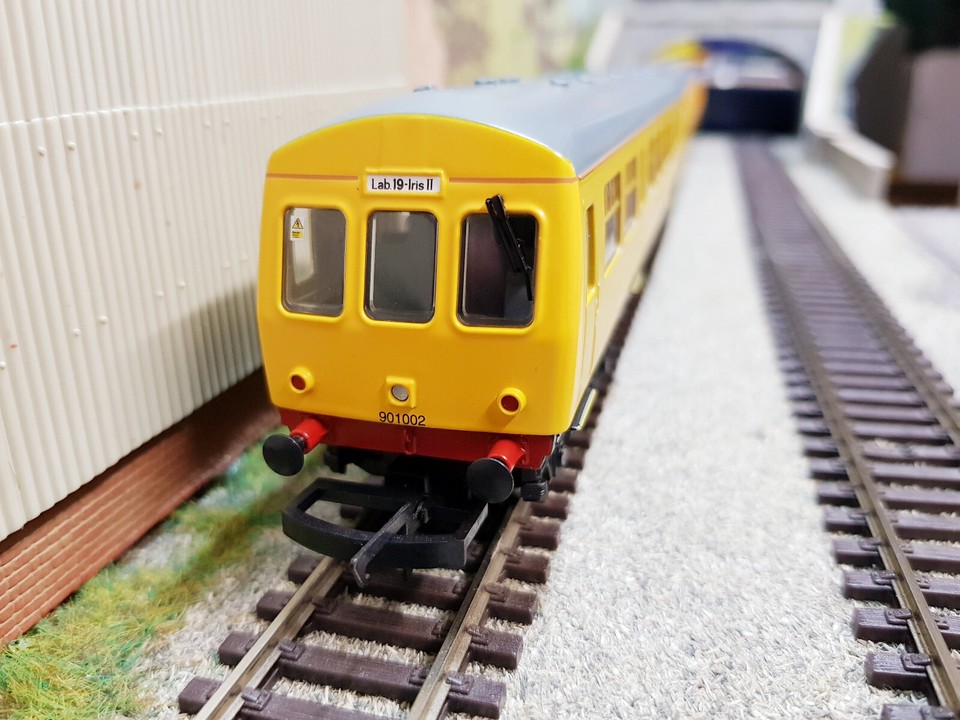 R30195 Hornby Railroad Plus Network Rail Class 960 2-Car DMU "IRIS 2 ...