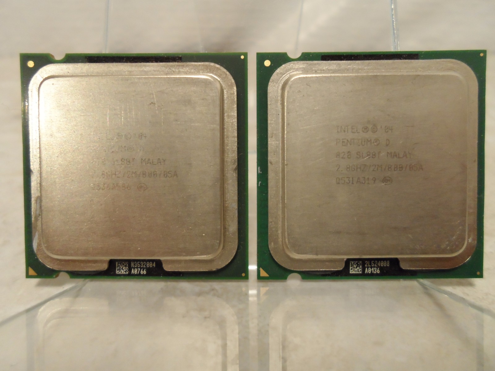 Lot of 2 Intel Pentium D 820 Dual Core 2.80GHz 2MB 800 MHz / SL88T ...