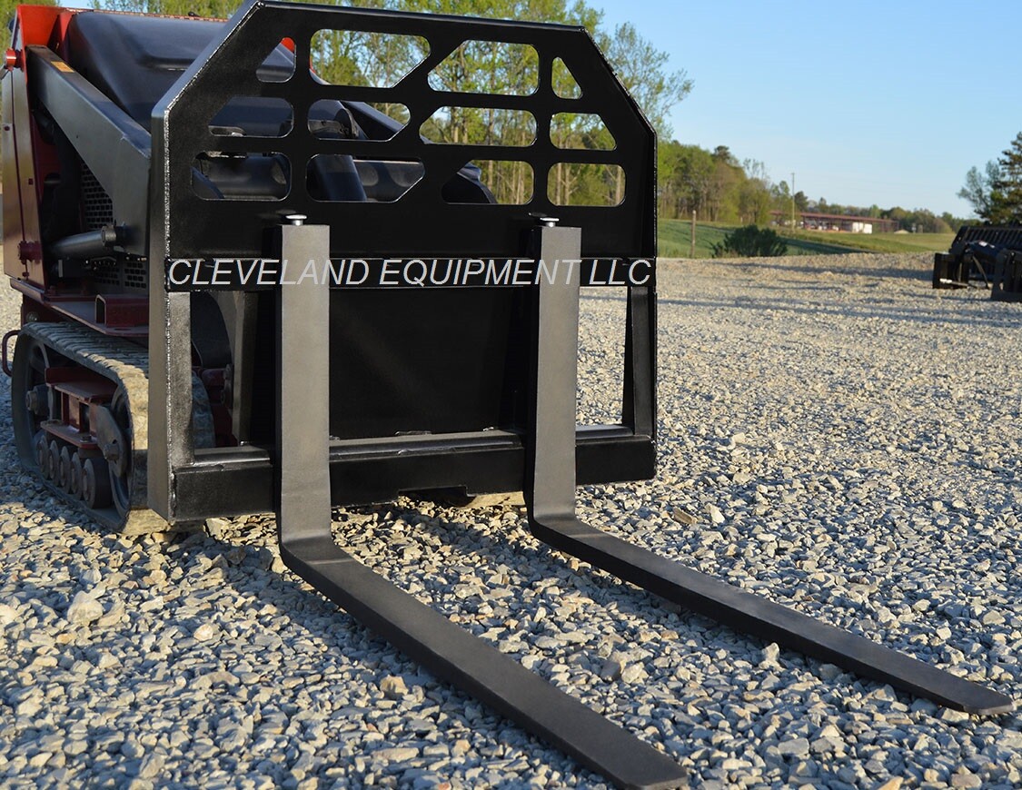 NEW 36' MINI PALLET FORKS & FRAME ATTACHMENT | Grelly USA