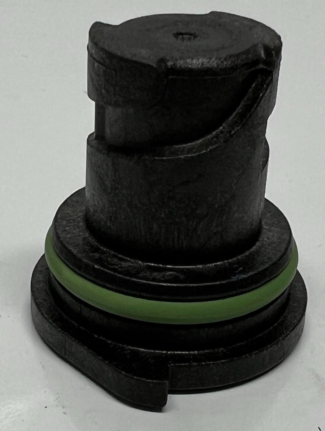 1982821PE / 1982821 Genuine Paccar Drain Tap - Plug OEM - New | eBay