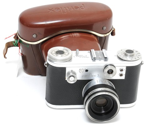 Corfield Periflex 3 England camera with Lumax 2.8/45mm lens and case ...