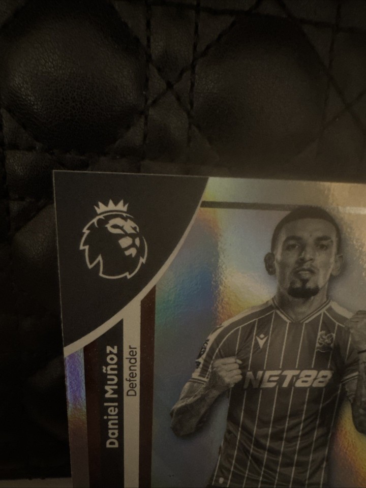 Topps Premier League Daniel Munoz Crystal Palace Black & White Parallel ...