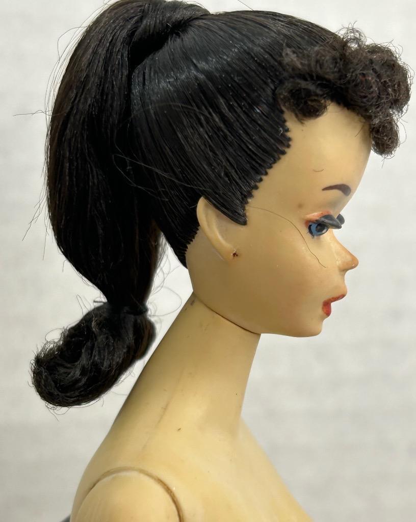VINTAGE BRUNETTE BARBIE #3 DOLL in VINTAGE ENCHANGED EVENING #983 MINTY ...