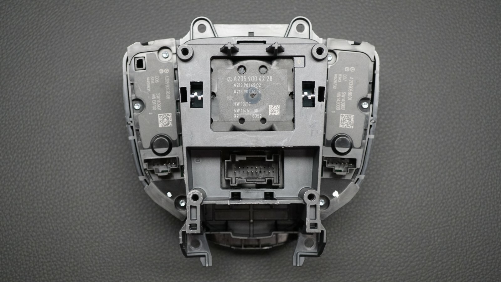 MERCEDES 18-19 W205 SAT NAV CONTROLLER / A2059004228 / A2059059306 ...