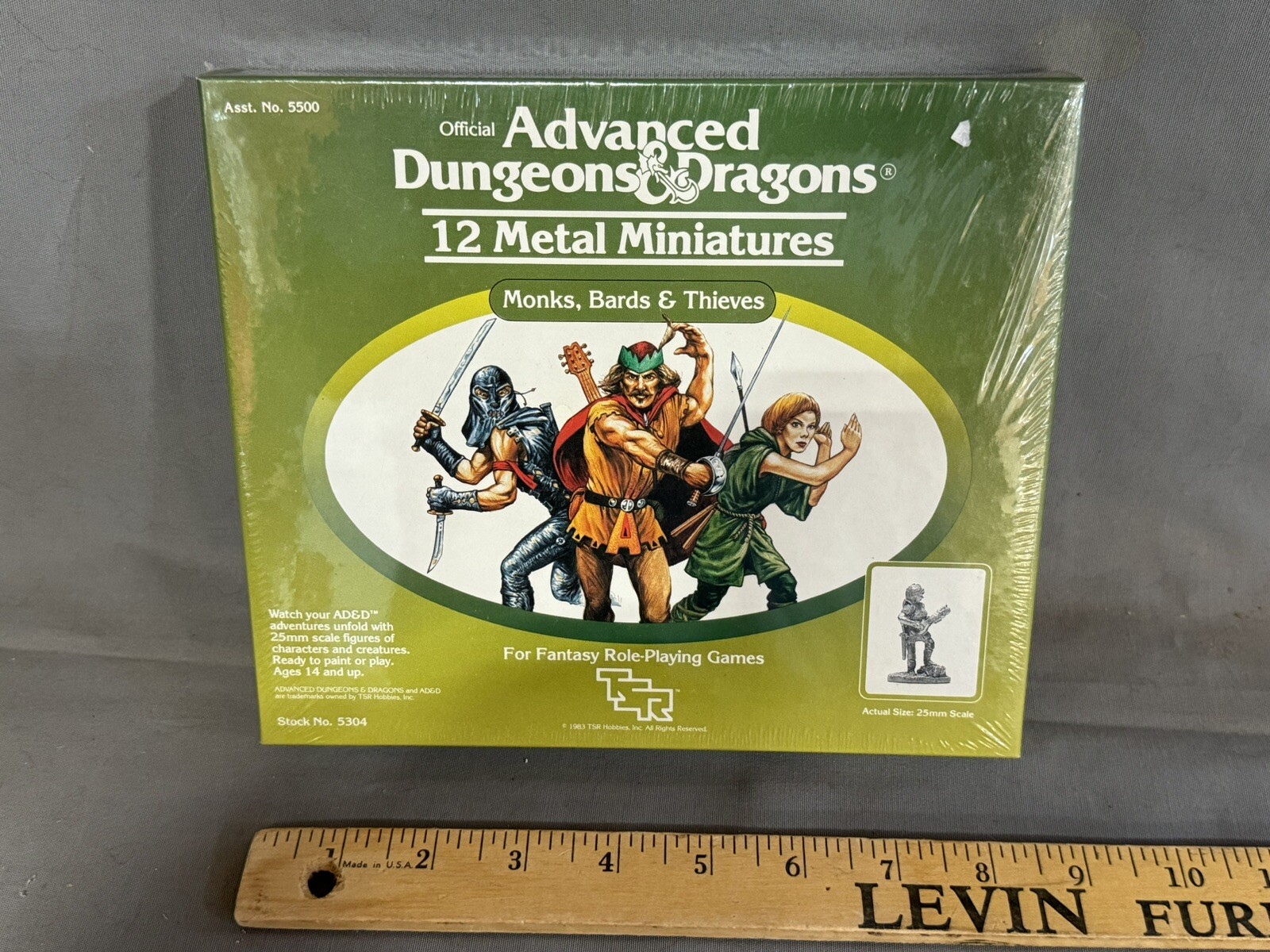TSR Dungeons and Dragons Miniatures 5304 Monks Bards & Thieves 12 ...