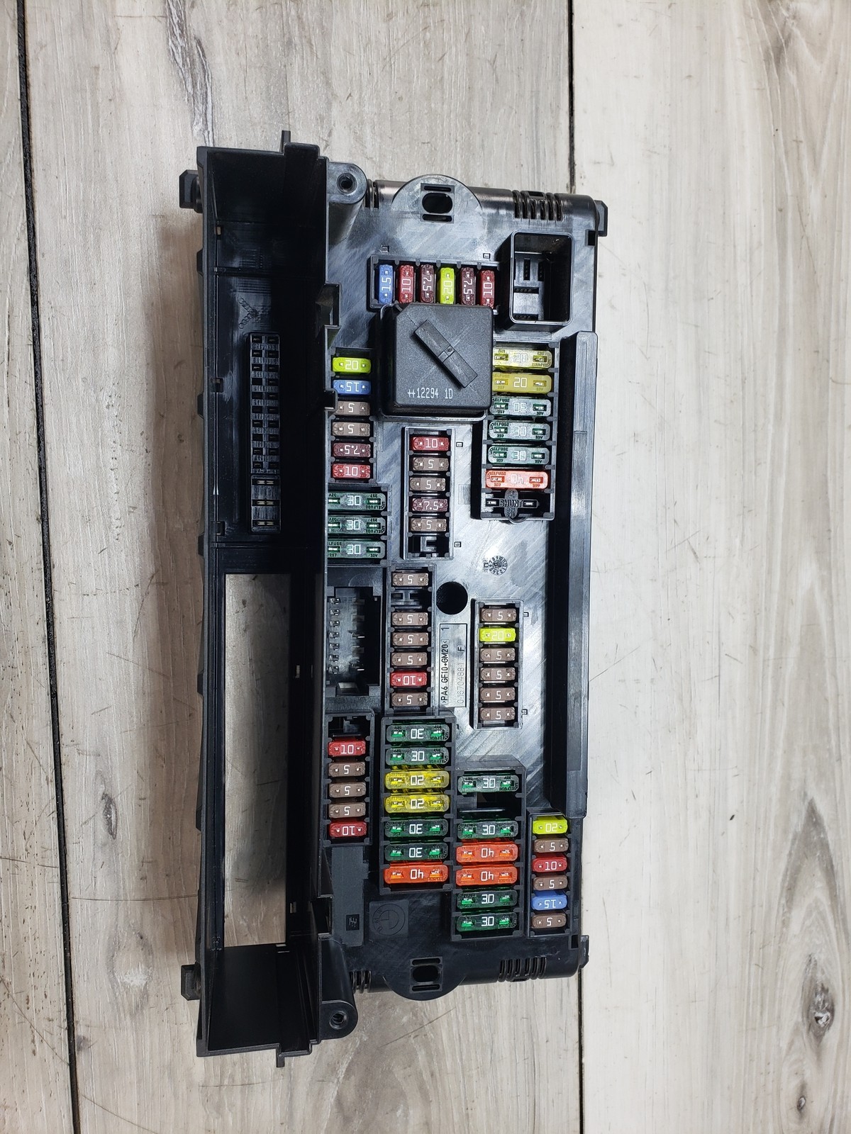 09-18 OEM BMW F06 F10 F12 F13 Front Power Body Conrtol Distribution ...