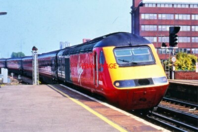 PHOTO CLASS 43 HST UNIT 43008 AT VIRGIN BASINGSTOKE 2003 | eBay UK