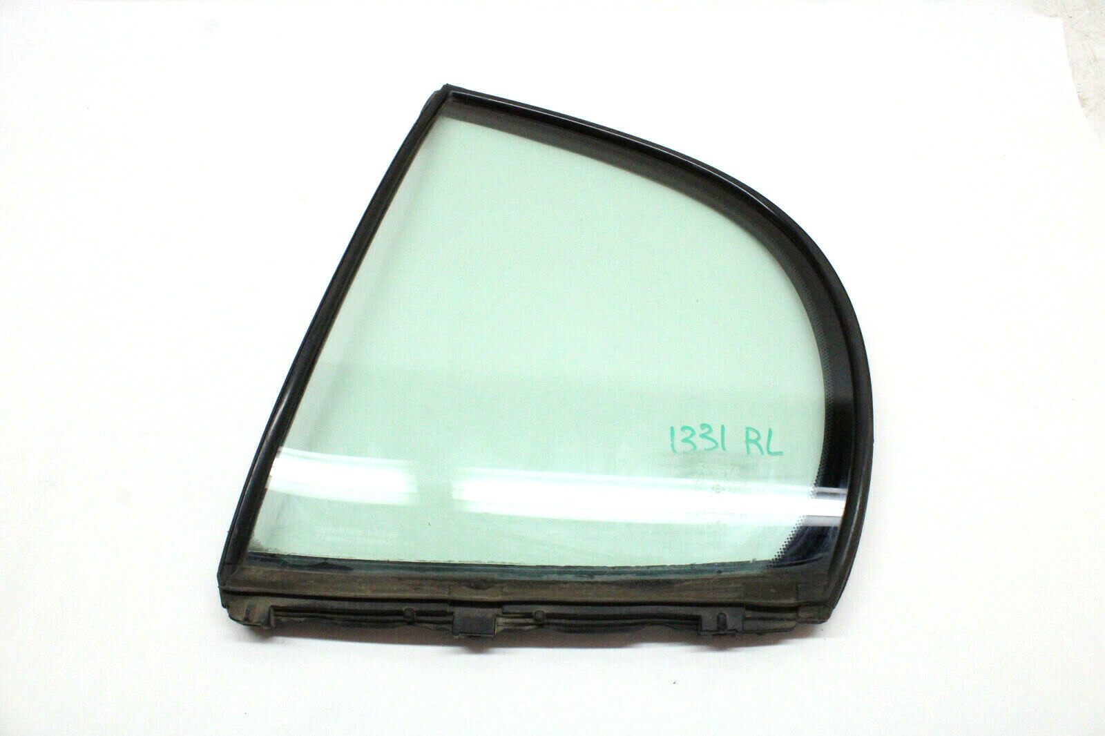 1998 GS400 REAR LEFT QUARTER PANEL WINDOW GLASS OEM 98 99 00 01 02 03 ...