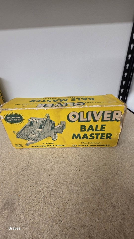 OLIVER SLIK TOY BALE MASTER WITH ORIGINAL BOX | eBay
