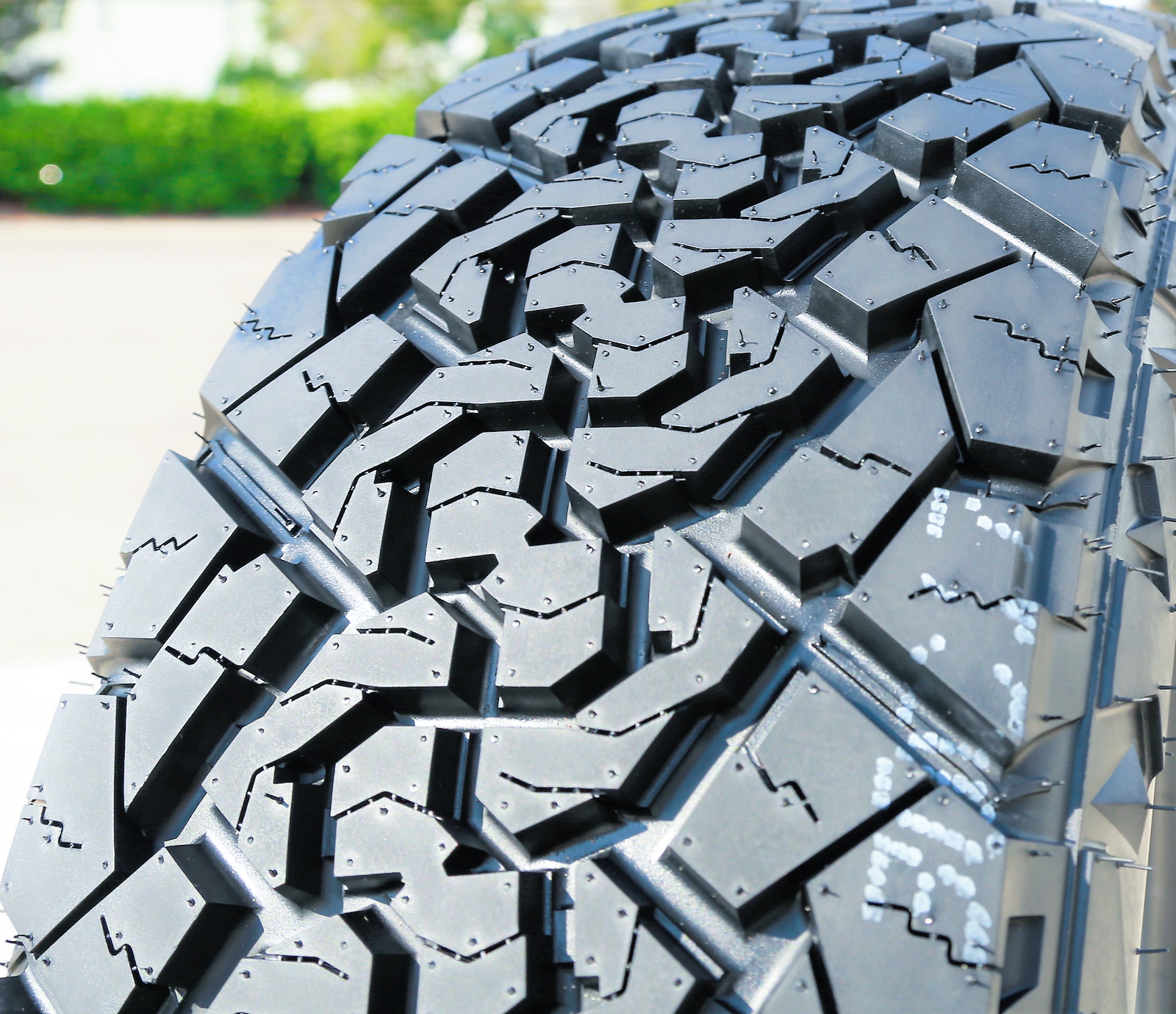 4 Tires Venom Power Terra Hunter X/T 265/70R17 115S XT Extreme Terrain ...