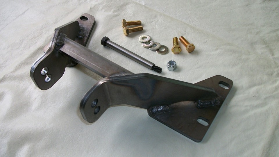 CUB CADET GARDEN TRACTOR PULLING SPREAD FRAME CLUTCH ARM HANGER 82 ...