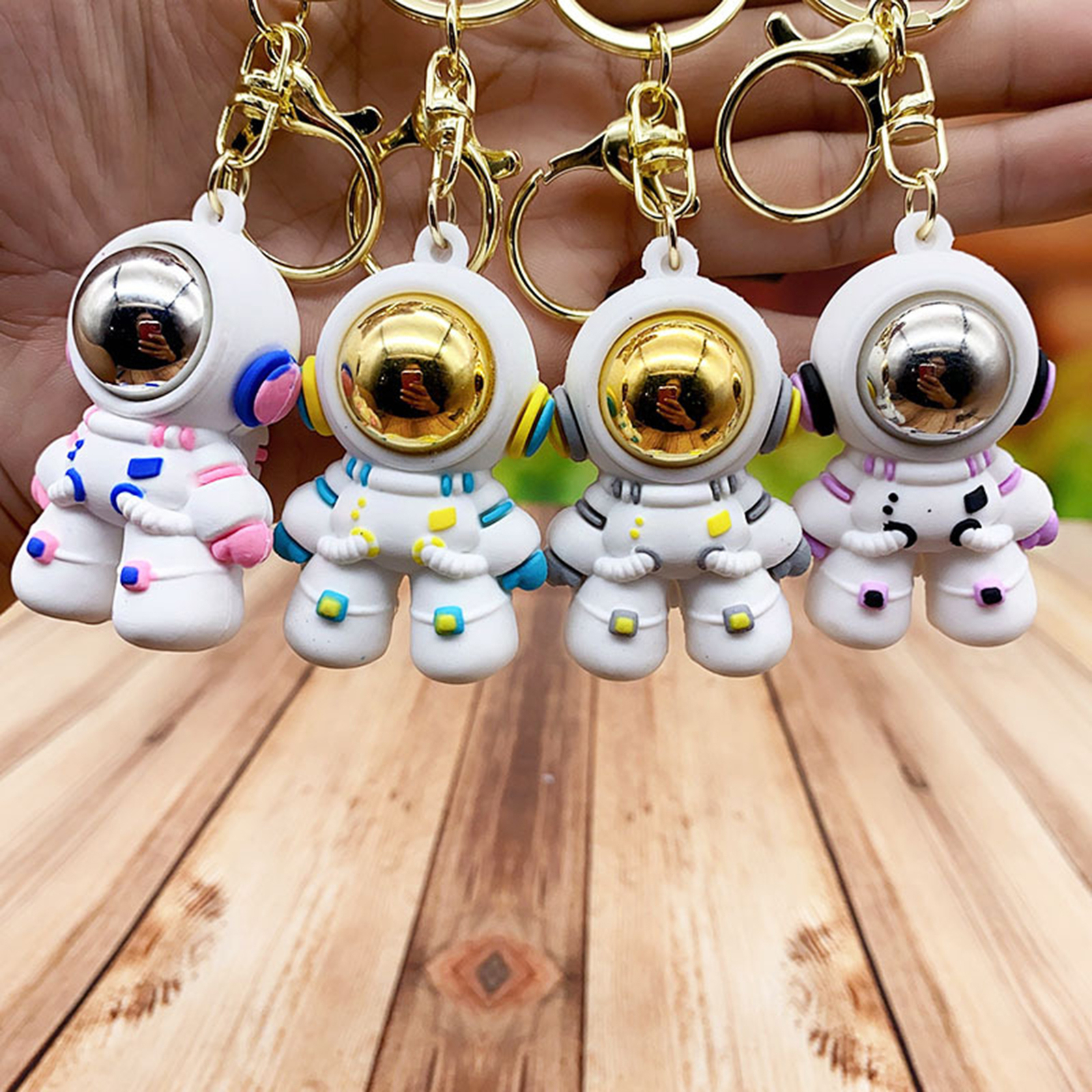 Keychain Multiple Use Decorate Kawaii Astronaut Car Keychain Vivid ...