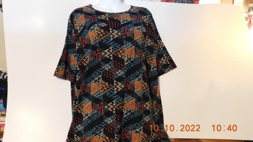 Lularoe Womens Irma Hi Lo Top Multicolor Geometric Short Sleeve High ...