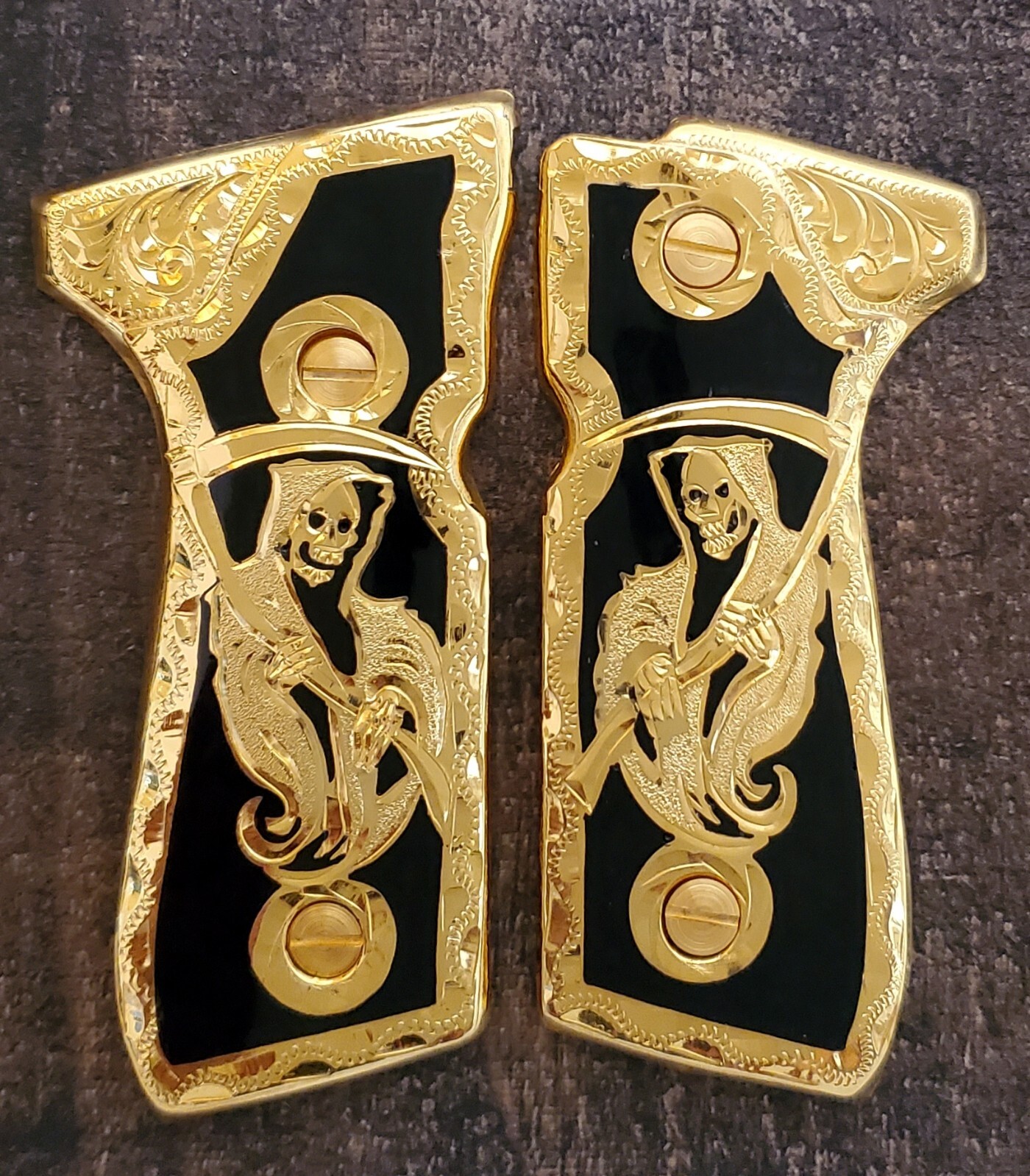 Classic Reaper cachas santa muerte premium mexican style Beretta 92fs ...