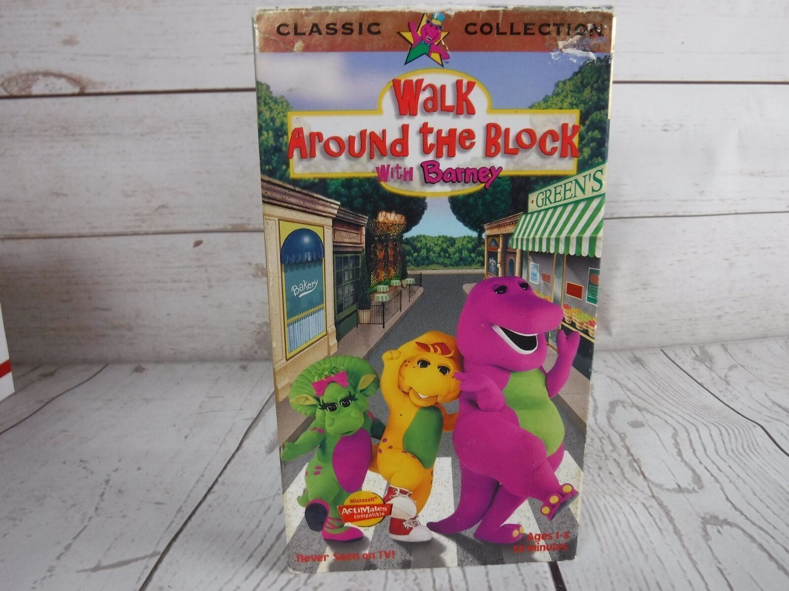 VHS Barney's WALK AROUND THE BLOCK W/BARNEY Classic Collection Never ...