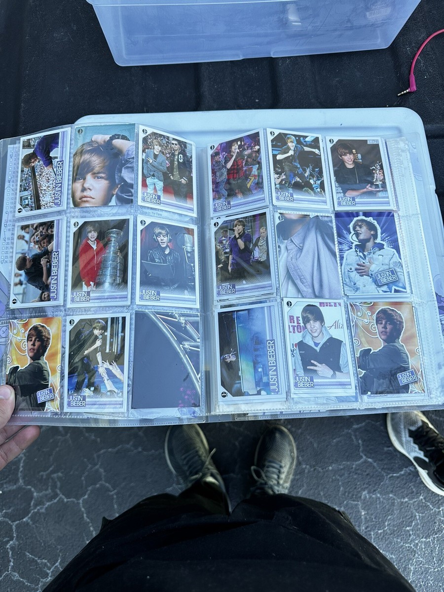 Justin Bieber Binder