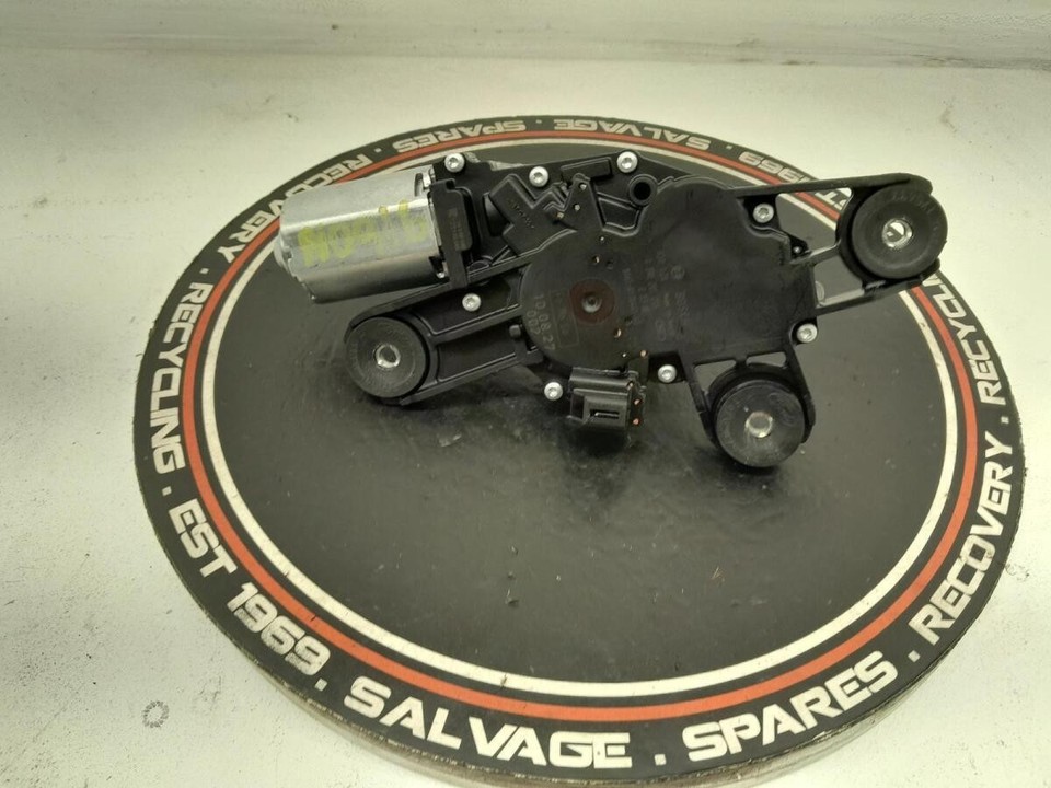 Ford Fiesta 2010 Mk7 Rear Wiper Motor - 8a61-a17k441-ad 8A61-A17K441-AD ...