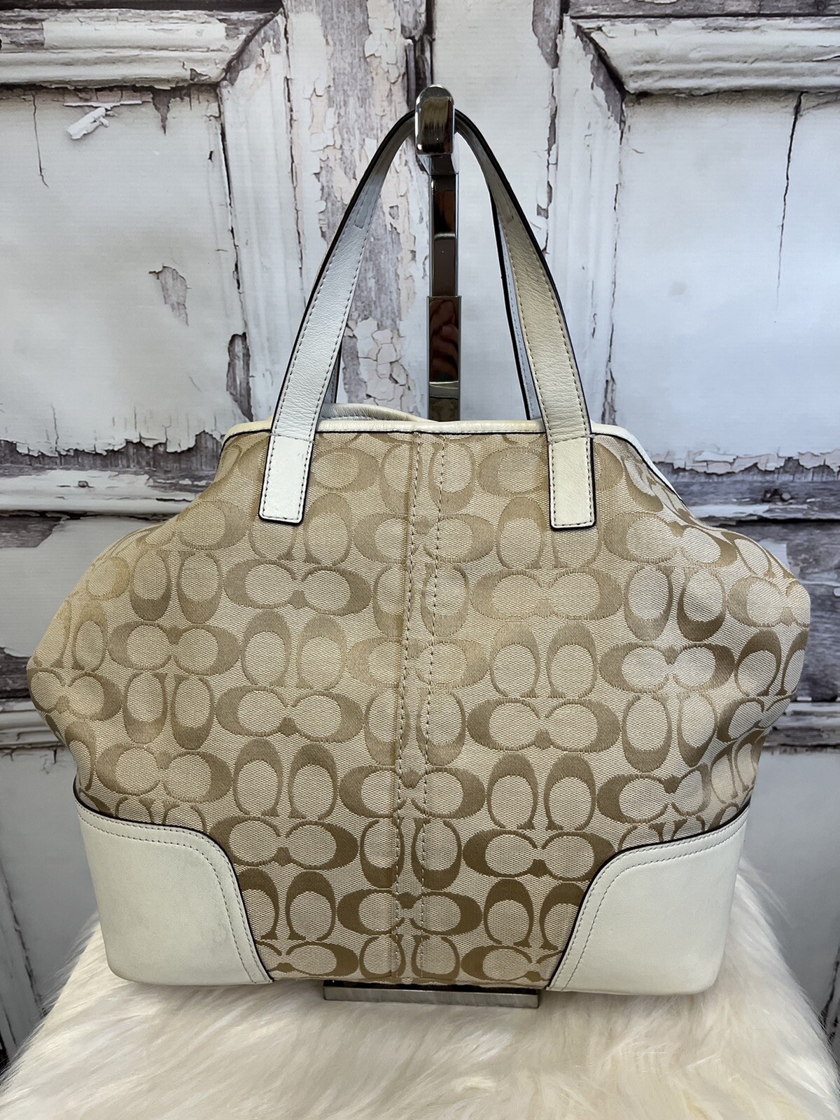 Coach Hadley Signature Cream/Tan Duffle Tote Bag F289… - Gem