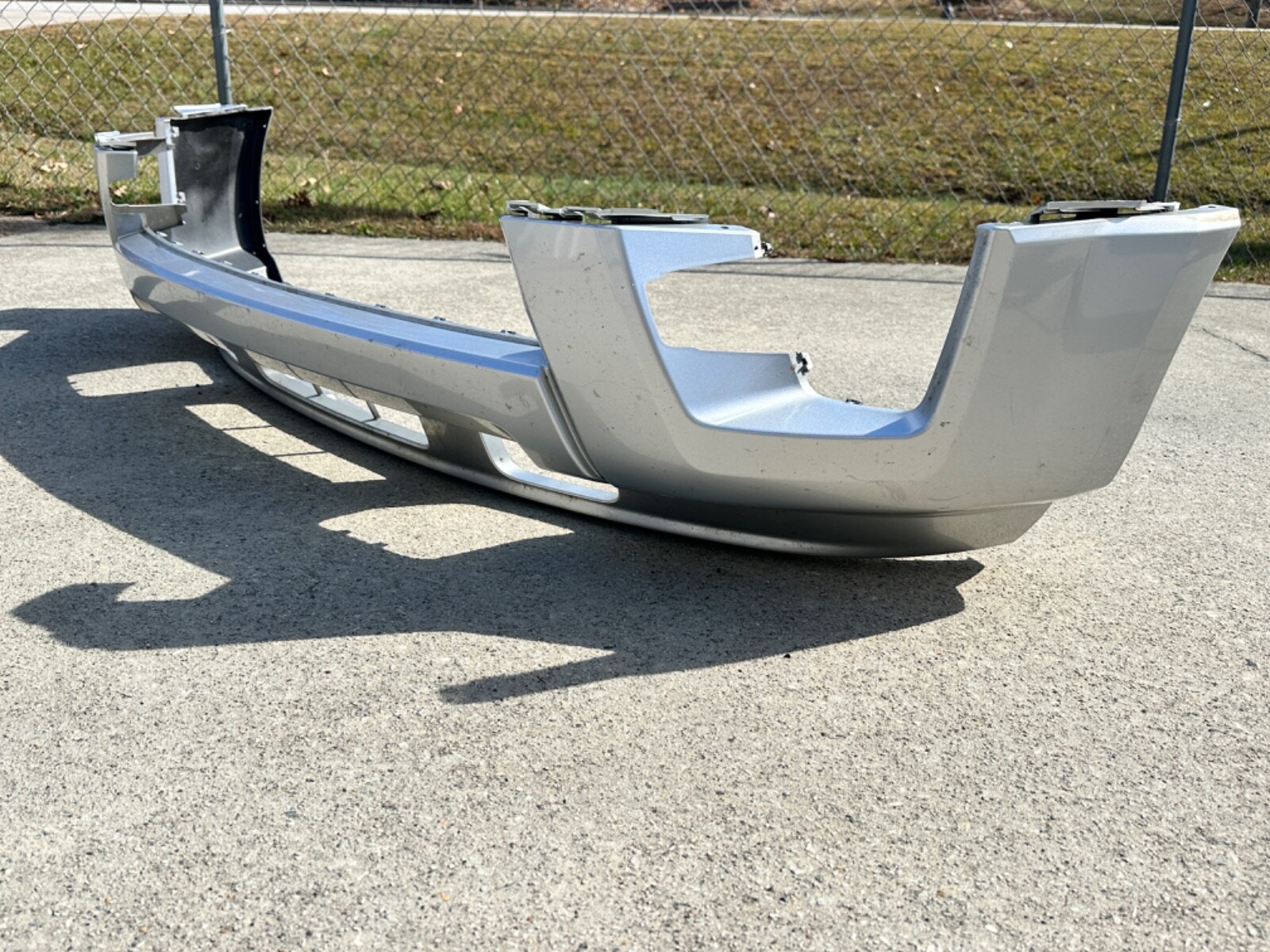 2015-2017 Ford Expedition front bumper lower section FL14-17C831-BB NO ...