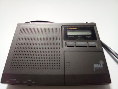 Radio Shack 12-250 7 Channel Digital Desktop Radio-Works | eBay