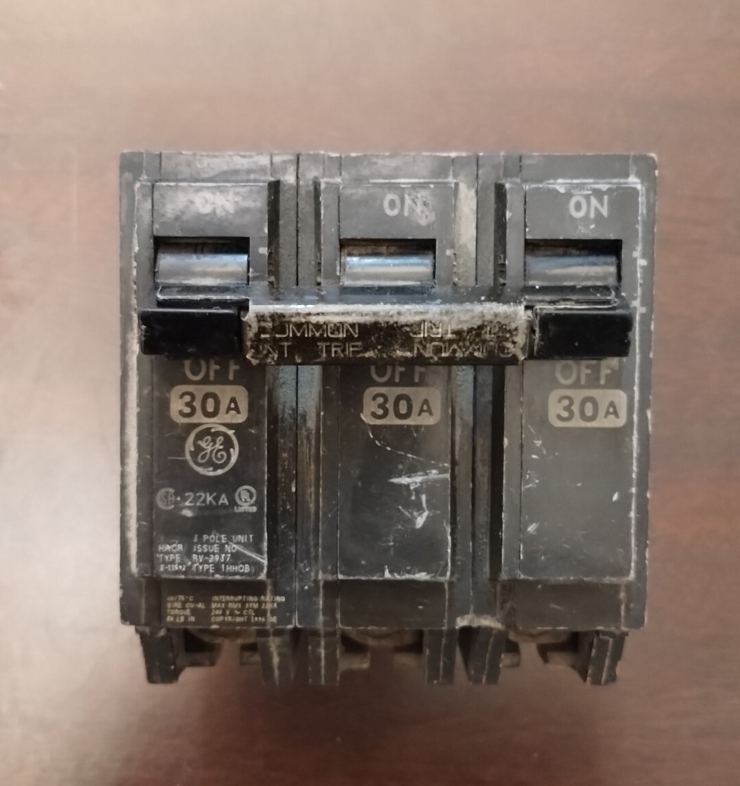 GE THHQB330 3-pole 30 Amp 22kaic Rated Breaker - for sale online | eBay