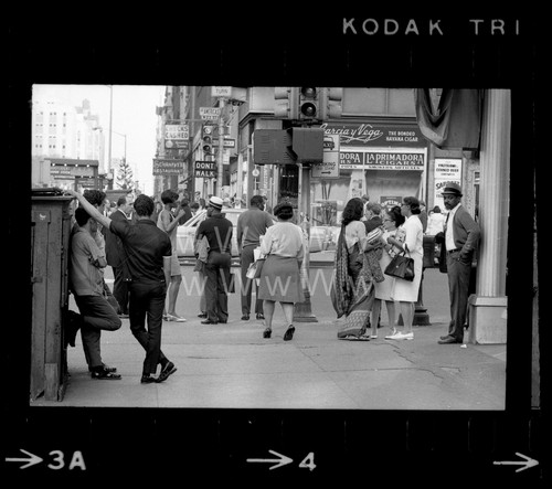 '67 W 23rd & Ave of Americas Schrafft's Manhattan NYC Old 35mm Photo ...