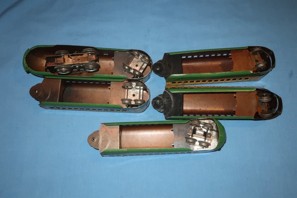 Marx M10000 Union Pacific Streamline Locomotive Passenger Set. Runs | eBay