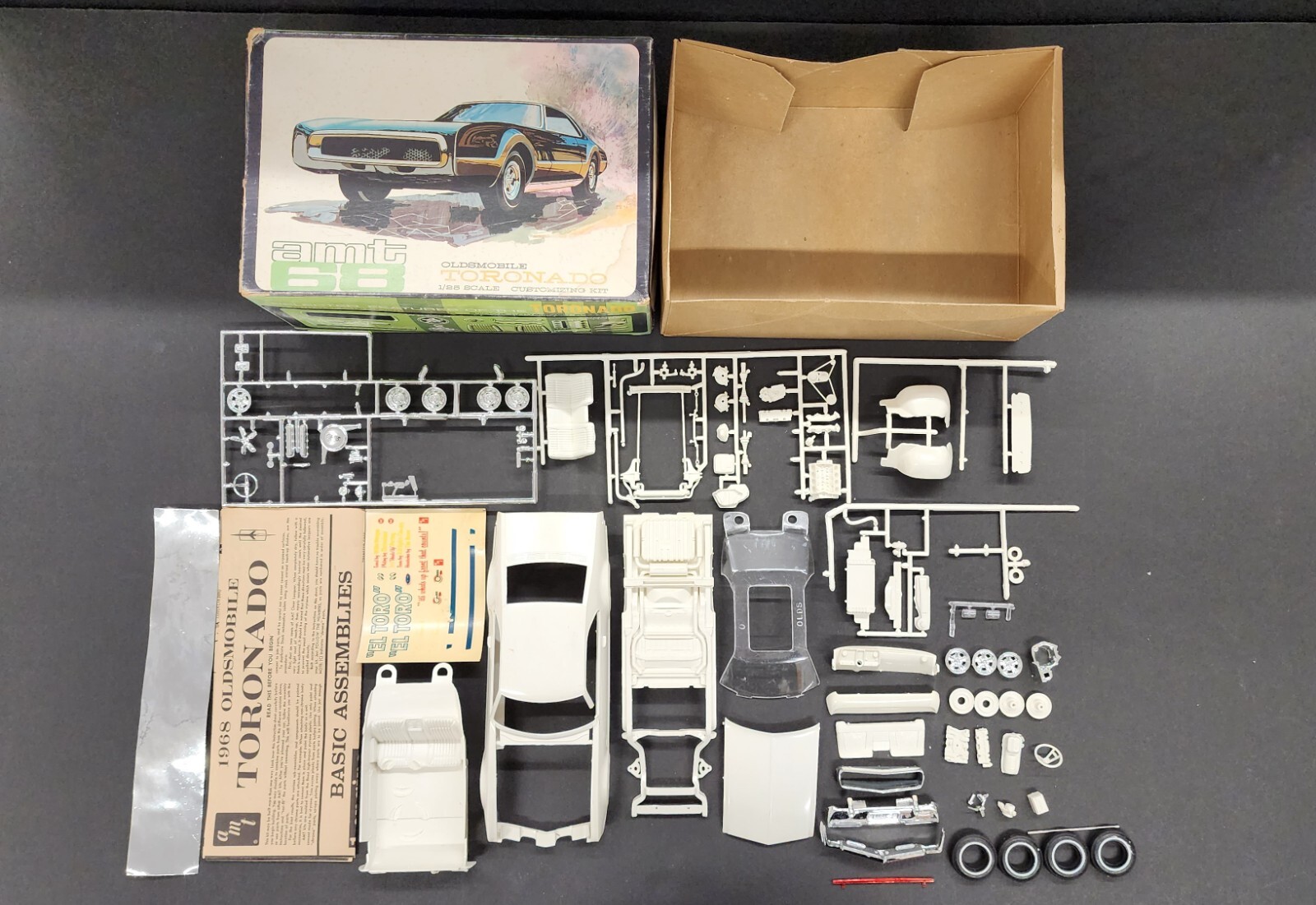ORIGINAL AMT 1968 OLDSMOBILE TORONADO 1/25 RK1 | eBay