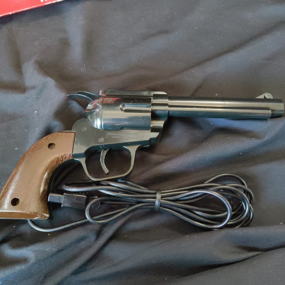 Nintendo Wild Gunman FC Famicom with Lightgun Raygun Controller Boxed ...