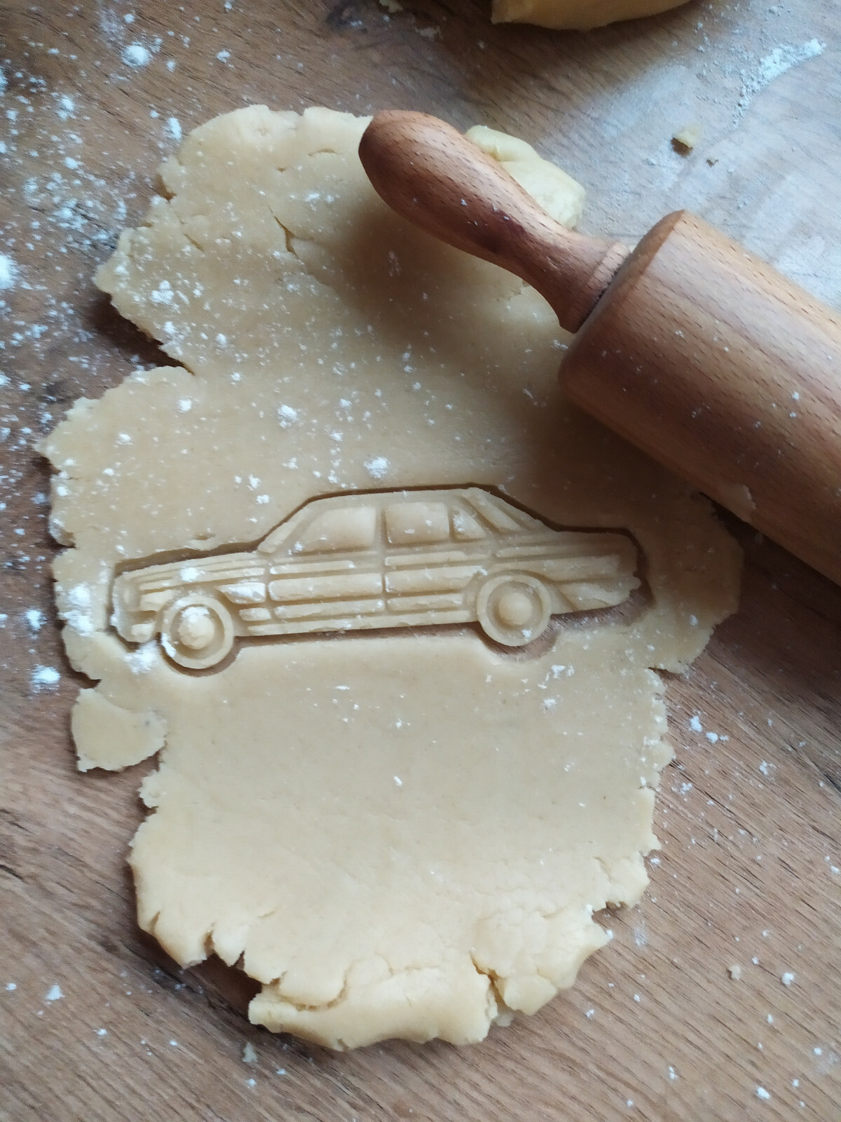 NEU Ähnlich Mercedes W123 280E Ausstecher Form Cutter Salzteig Auto Car ...