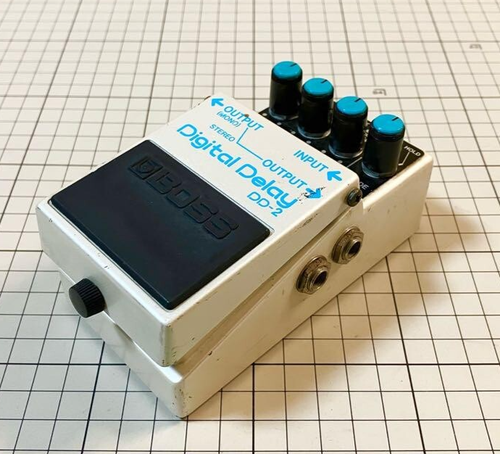 BOSS DD-2 Digital Delay Guitar Effect Pedal Amplifiers White Musical ...