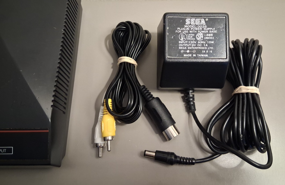 SEGA Master System Video Game Console W/ Controller + Light Phaser ...