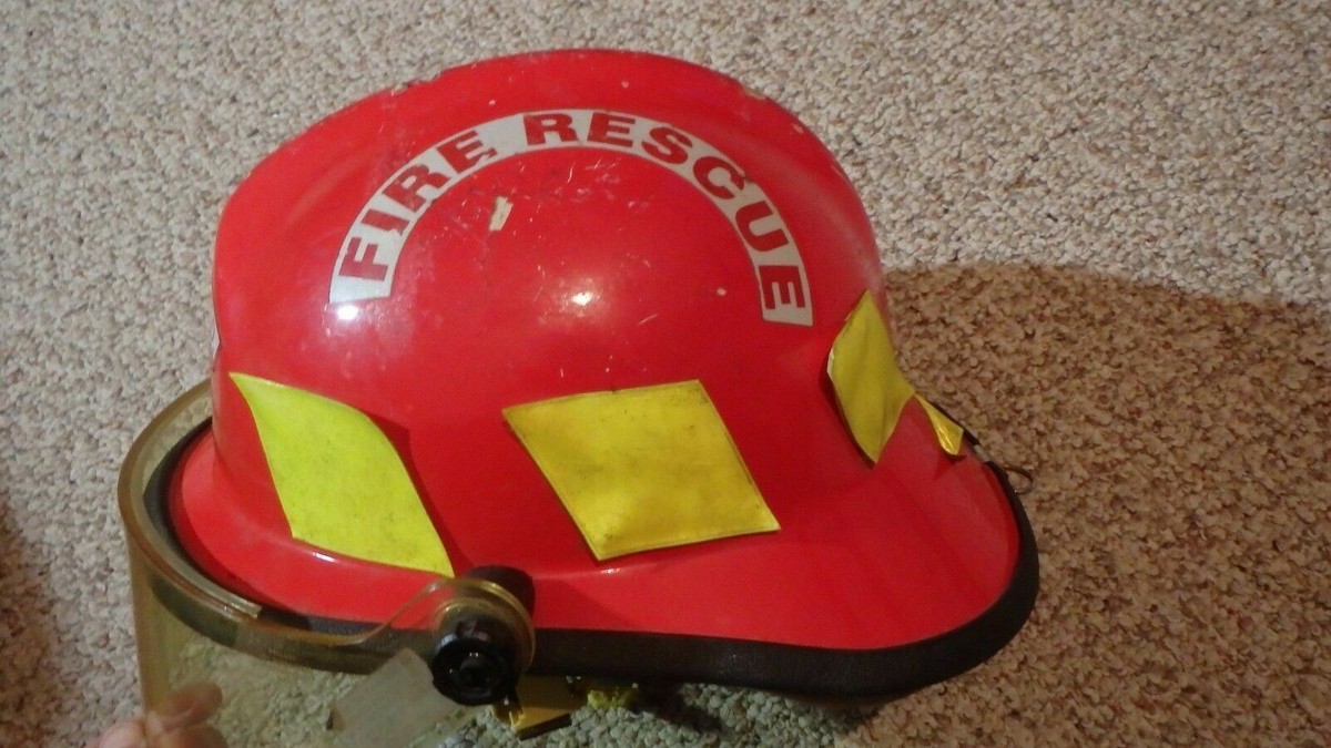 Boston Fire Captains Helmet 4 Alarm Eastie Blaze Injures 5; 21 Left