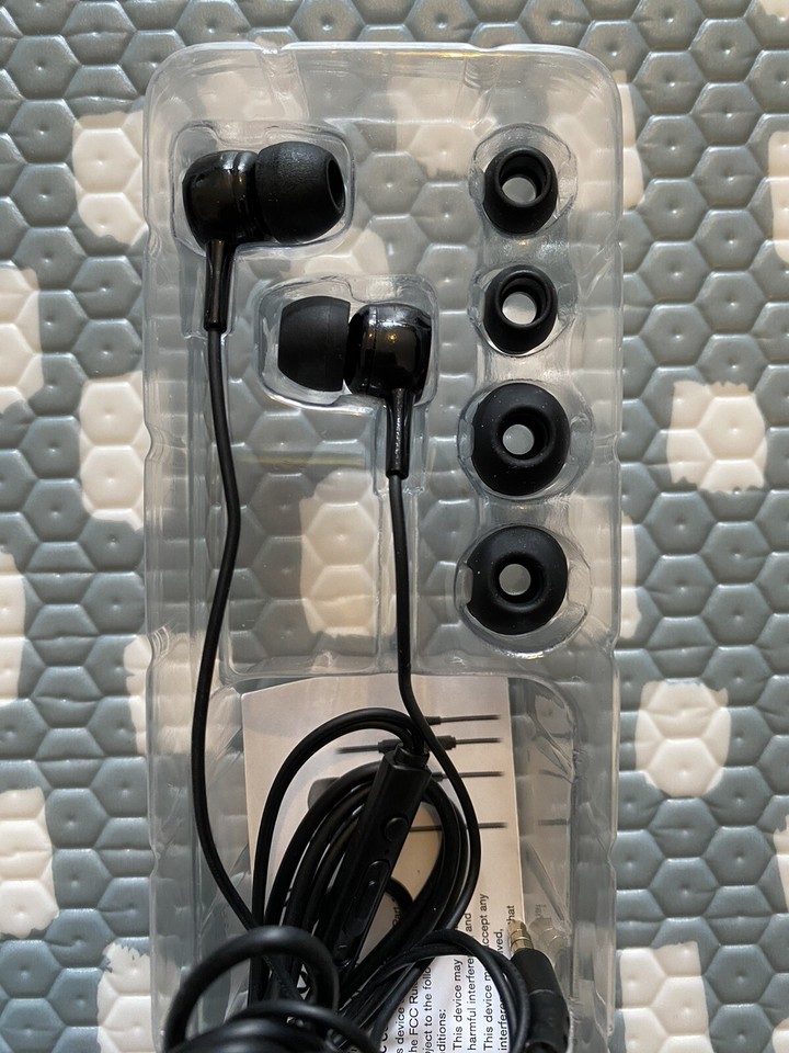 InMotion Wired Bud In-Ear Earphones With Microphone/Volume Control ...