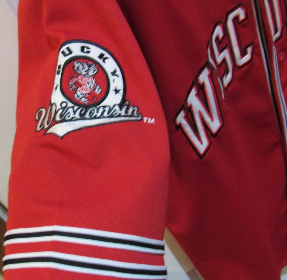 VTG Wisconsin Badgers Baseball College-NCAA Colosseum Athletics Jersey ...
