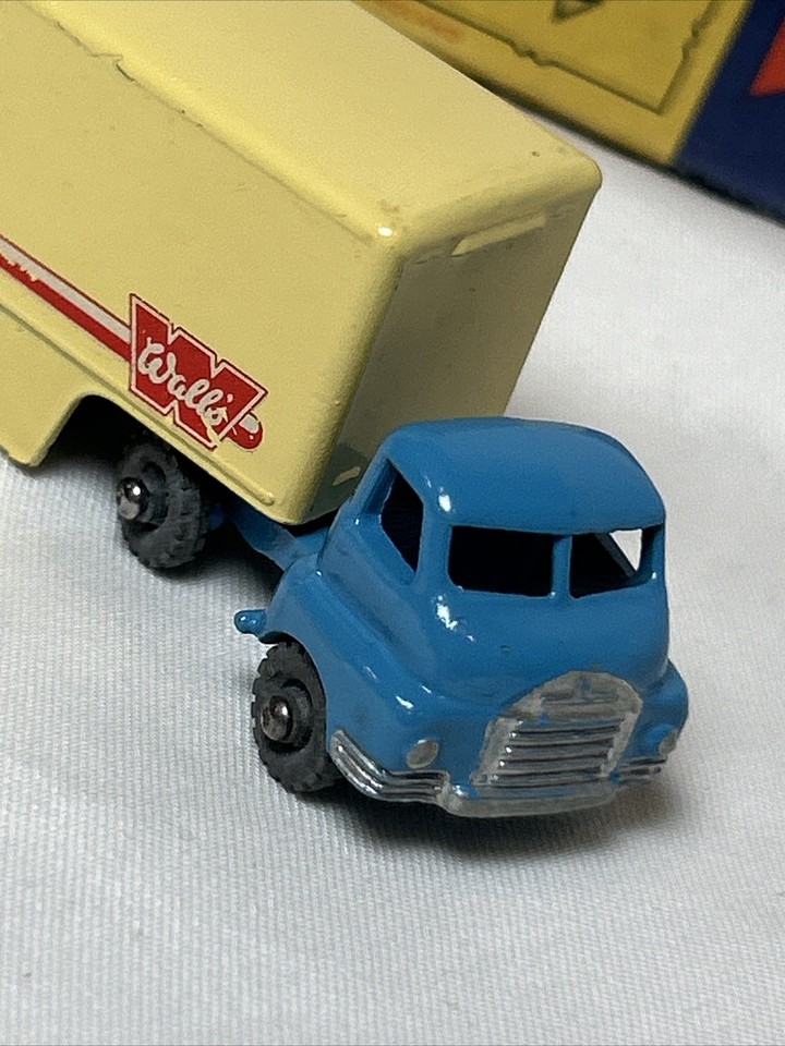 Matchbox Lesney Major Packs M-2 Wall's Ic Cream Truck- DARK CREAM ...