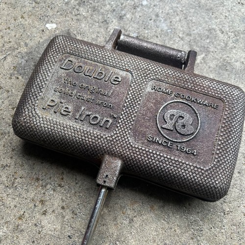 VTG Rome Cookware Original Cast Iron Double Pie Iron Steel Wood Handle ...