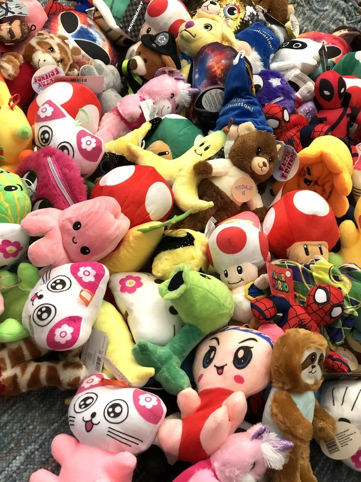 Crane Claw Machine Animal Plush Filler Mix 110 Pieces (40% Licensed ...