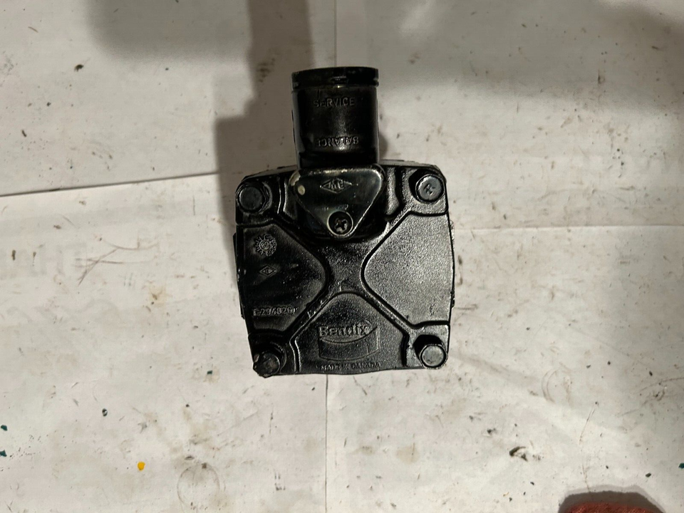 BIN2-3 - BENDIX AIR BRAKE CHECK VALVE T-294826 | eBay