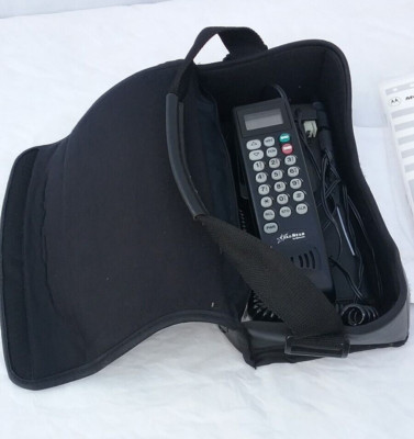 Vintage Cellular One Motorola Car Bag Mobile Phone With Carry Bag ...
