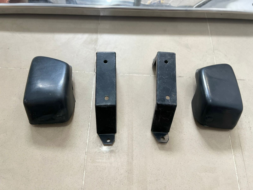 Toyota Corolla 1980-81 BUMPER COMPLETE SET - KE70,TE70 / TE71,AE70 ...