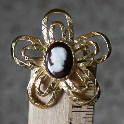 Womens Gold Tone Metal Brooch - Flower Petals Outline Cameo Center ...