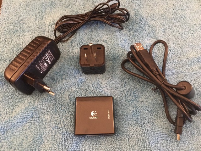 Excellent Logitech Premium 4-Port USB 2.0 Powered Hub | eBay