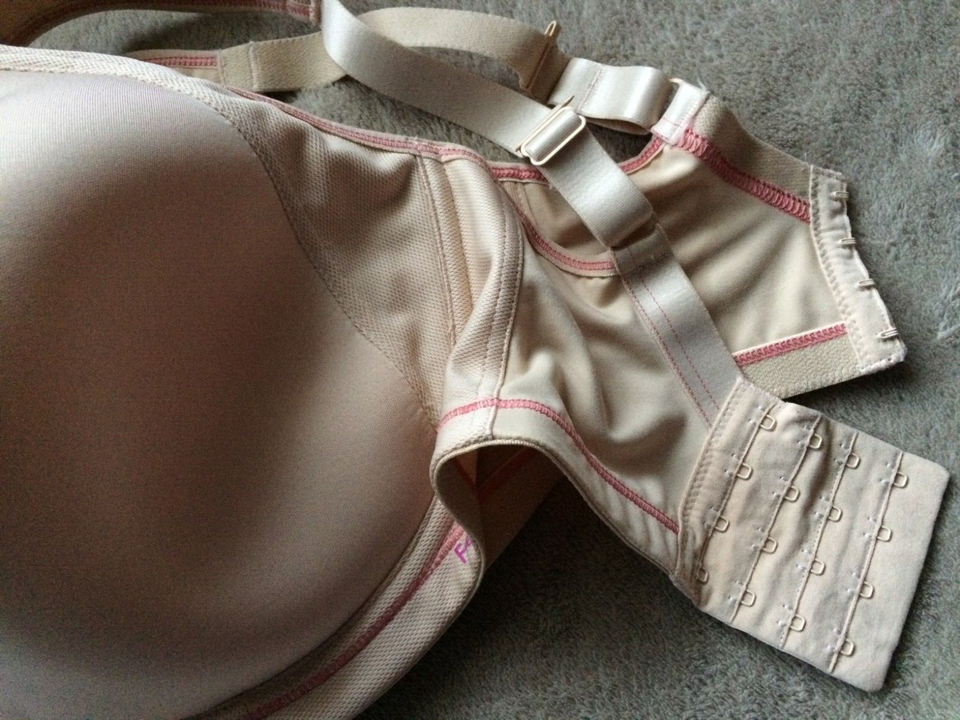 Freya Active 34K Sonic Molded Underwire Nude/Red Trim Sport Bra Style ...