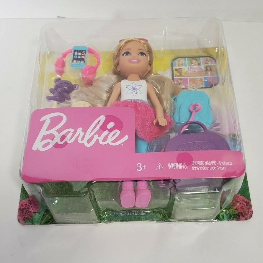 NEW 2019 Barbie Chelsea Travel Set Doll DREAMHOUSE ADVENTURES Mattel # ...